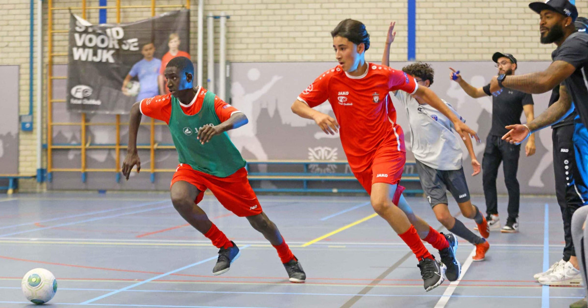 Futsal Chabbab verbindt en motiveert jongeren via zaalvoetbal ...